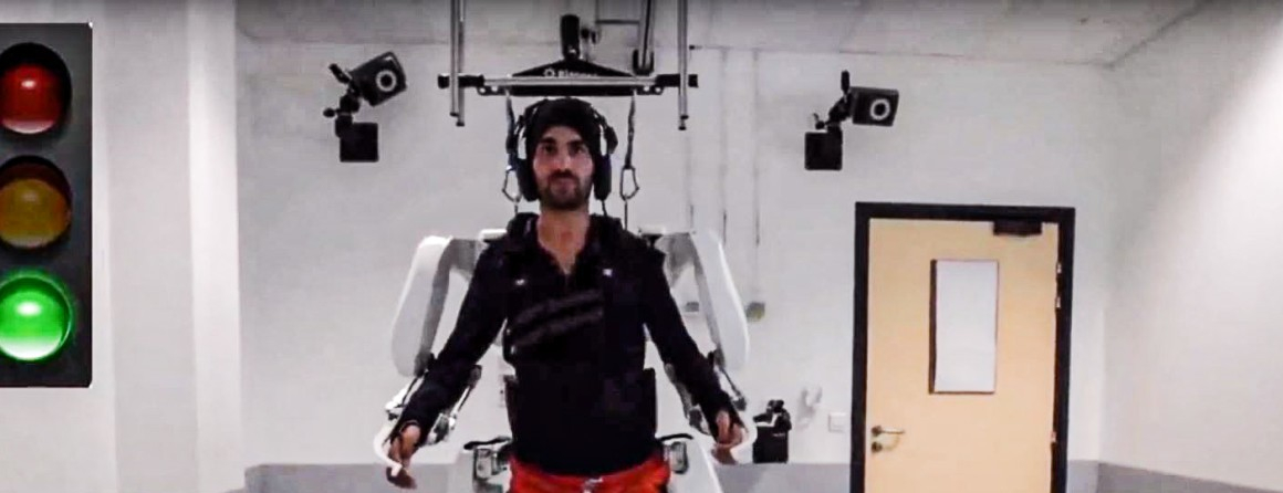 Brain-controlled exoskeleton allows quadriplegic to walk and manipulate ...